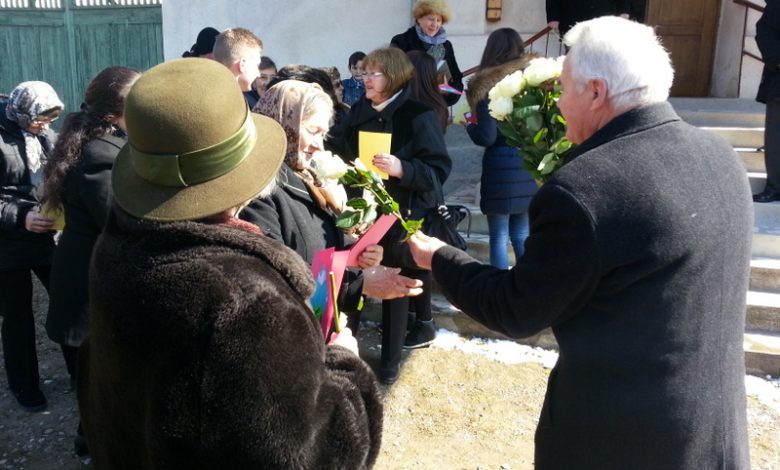 BRAȘOV. 8 Martie interetnic la Budila - MyTex.ro