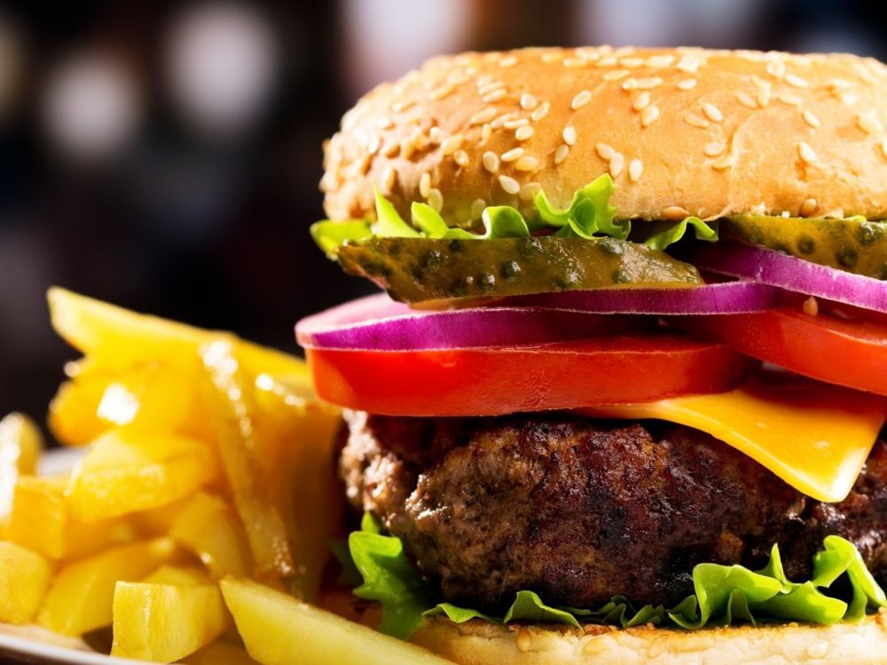 Mâncare GRATIS la fast food!!! Știi unde? - MyTex.ro