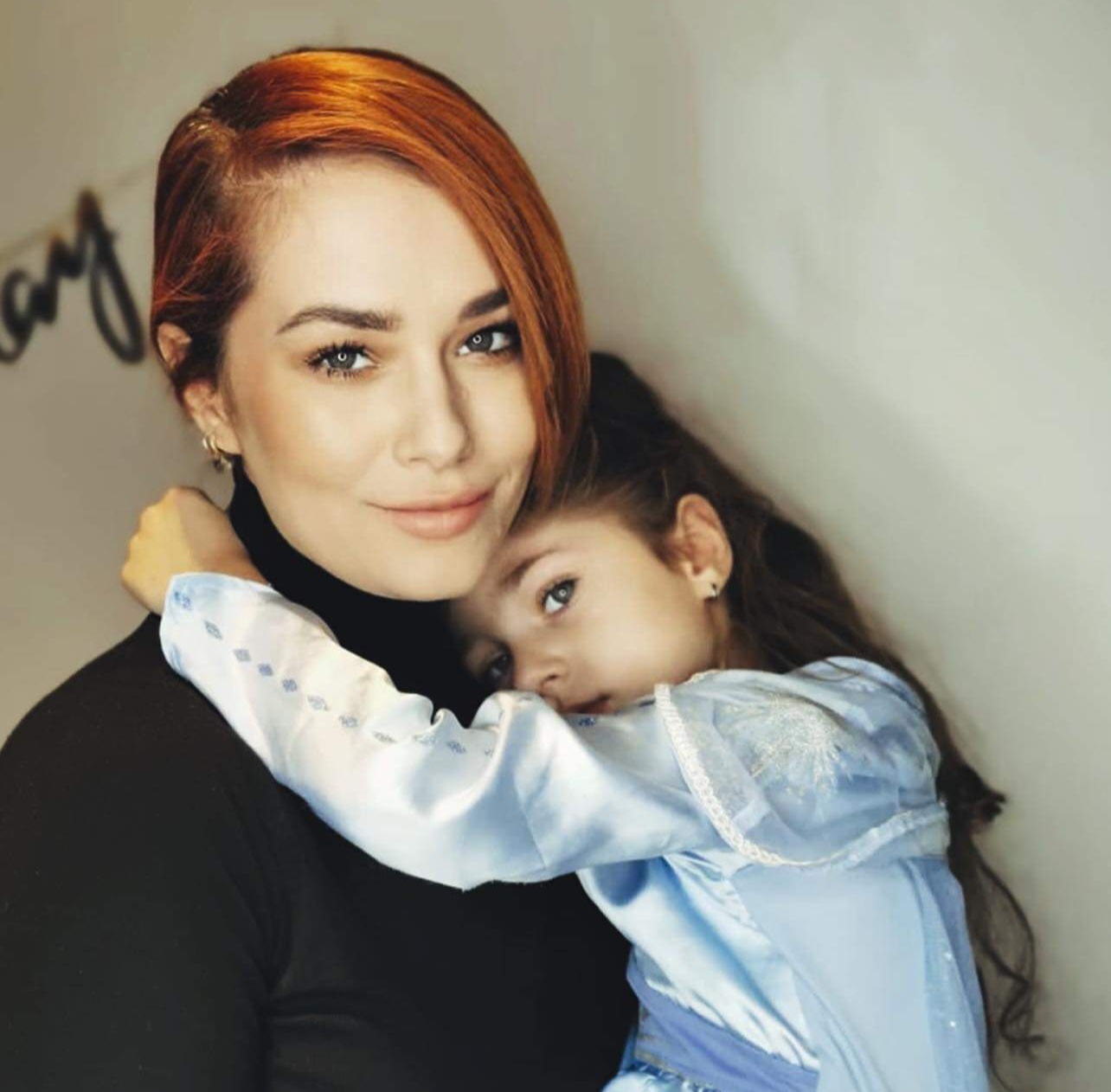 Feli Donose s-a despărțit de tatăl fetiței ei - MyTex.ro