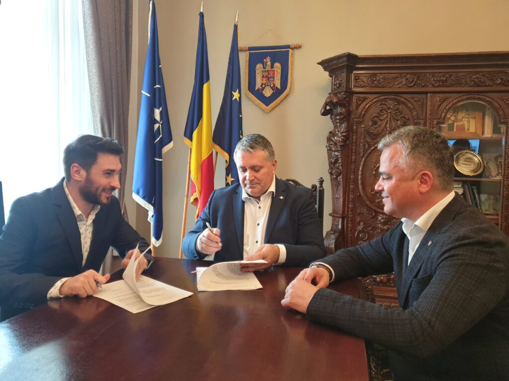 DAN AIR a semnat contractul cu Aeroportul Brașov - MyTex.ro