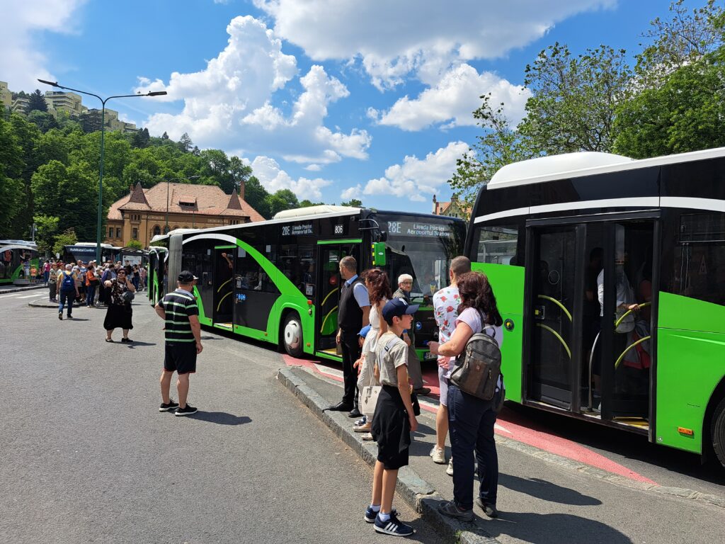 Cum vor circula autobuzele și troleibuzele RATBV în perioada Paștelui - MyTex.ro