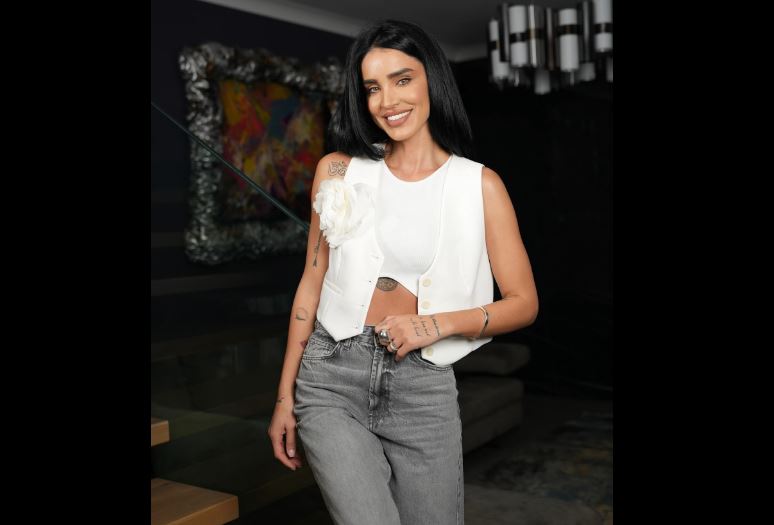 Adelina Pestrițu a explicat de ce a renunțat recent la implanturile ...