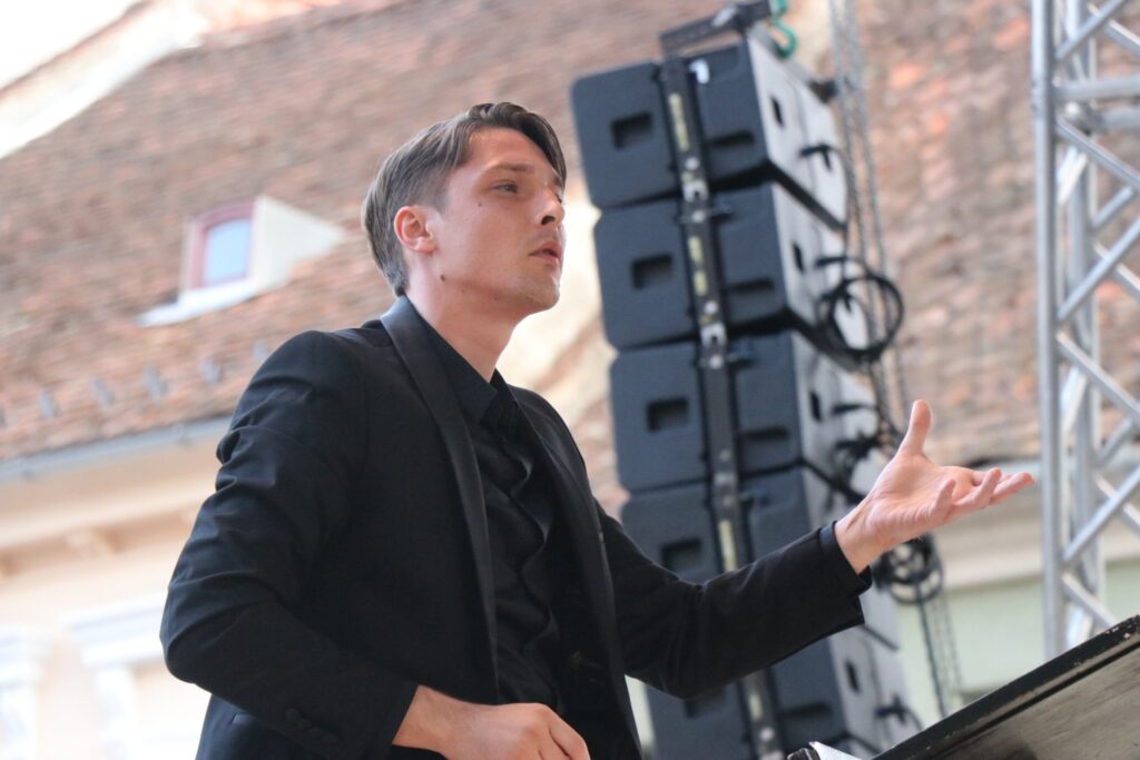 Un nou regal la Filarmonica Brașov - MyTex.ro