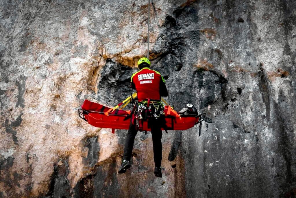 Turistă lovită de bolovani, în Munții Bucegi! Intervine Salvamont ...