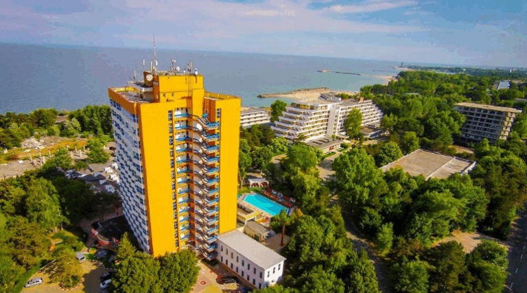 Ce hoteluri au căutare pe litoralul românesc / A fost lansat conceptul All Inclusive Beach ...