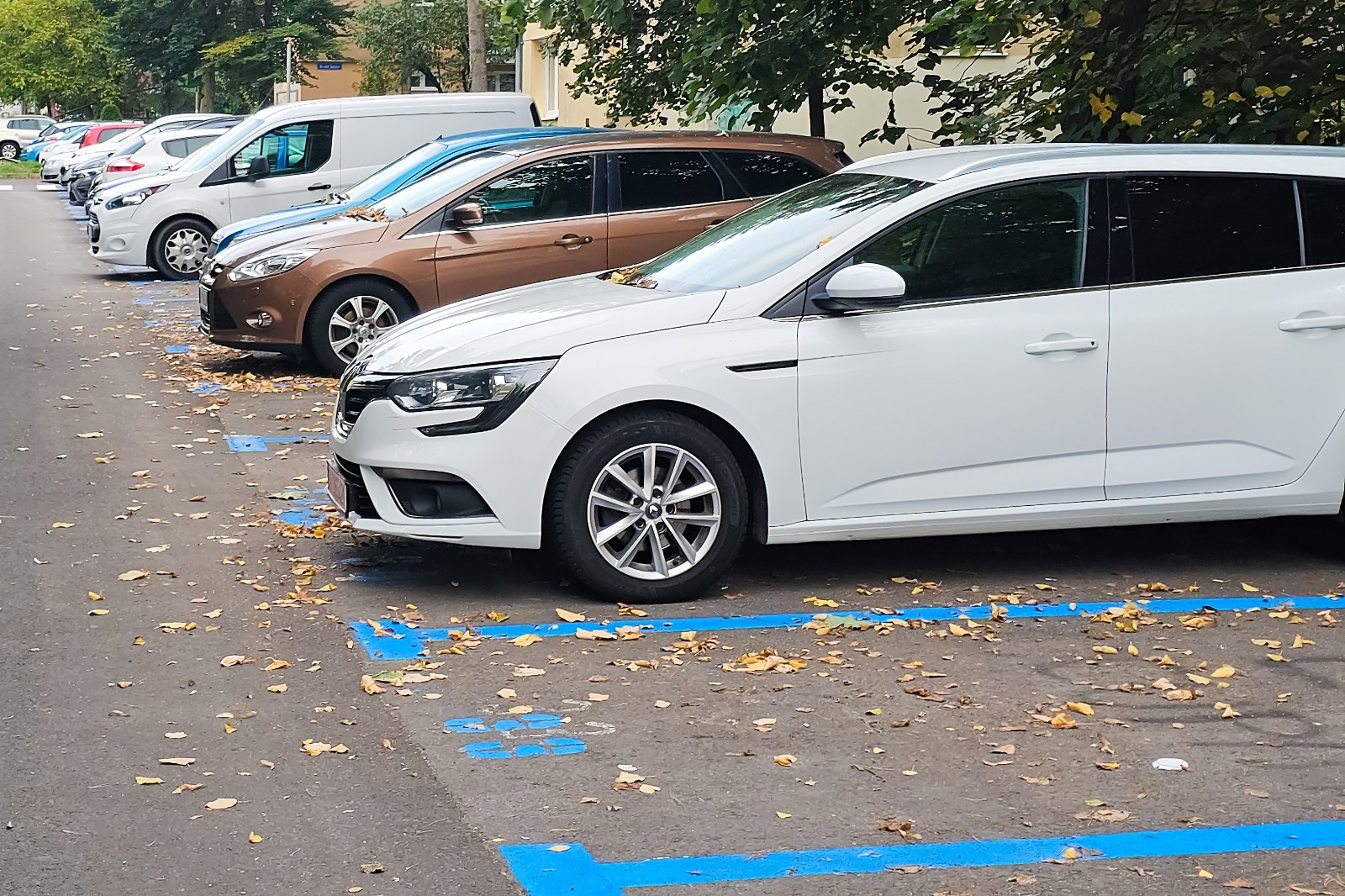Regulamentul privind atribuirea locurilor de parcare rezidențială din ...